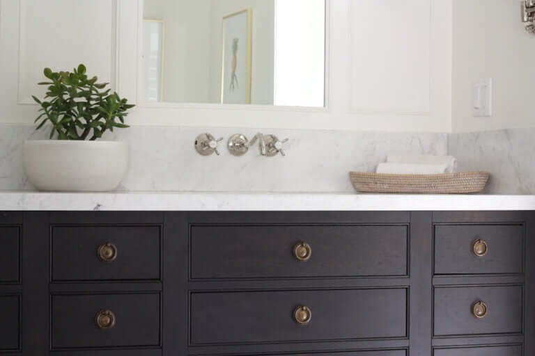 11 Genius Elements to Our Master Bathroom Double Vanity (& How We Got ...