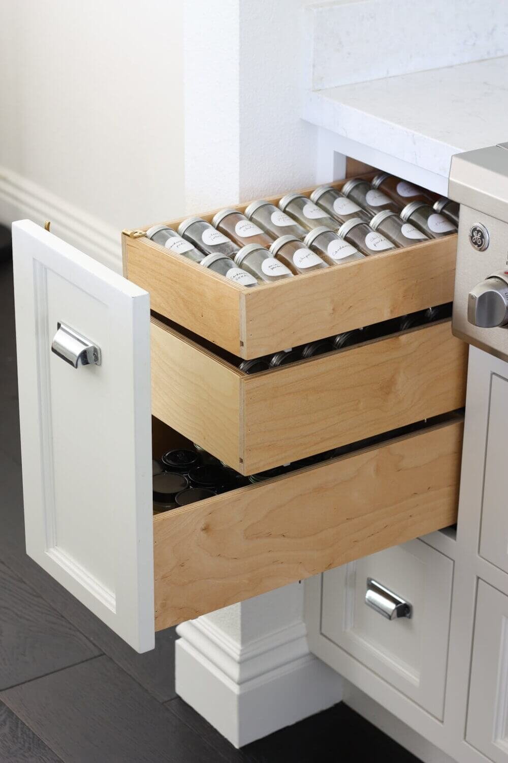 Pull Out Spice Rack: This Genius Drawer Hack Saves Your Back!