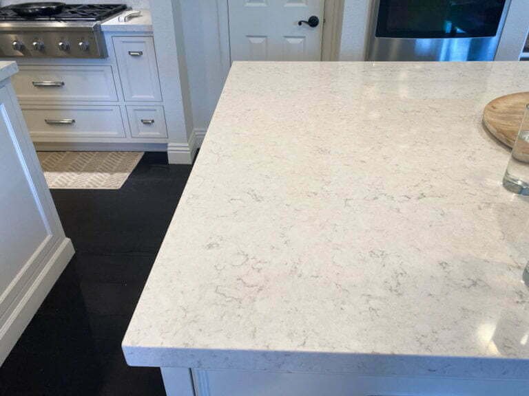 LG Viatera Cirrus vs Minuet Quartz Countertops Colors: Avoid Decision ...